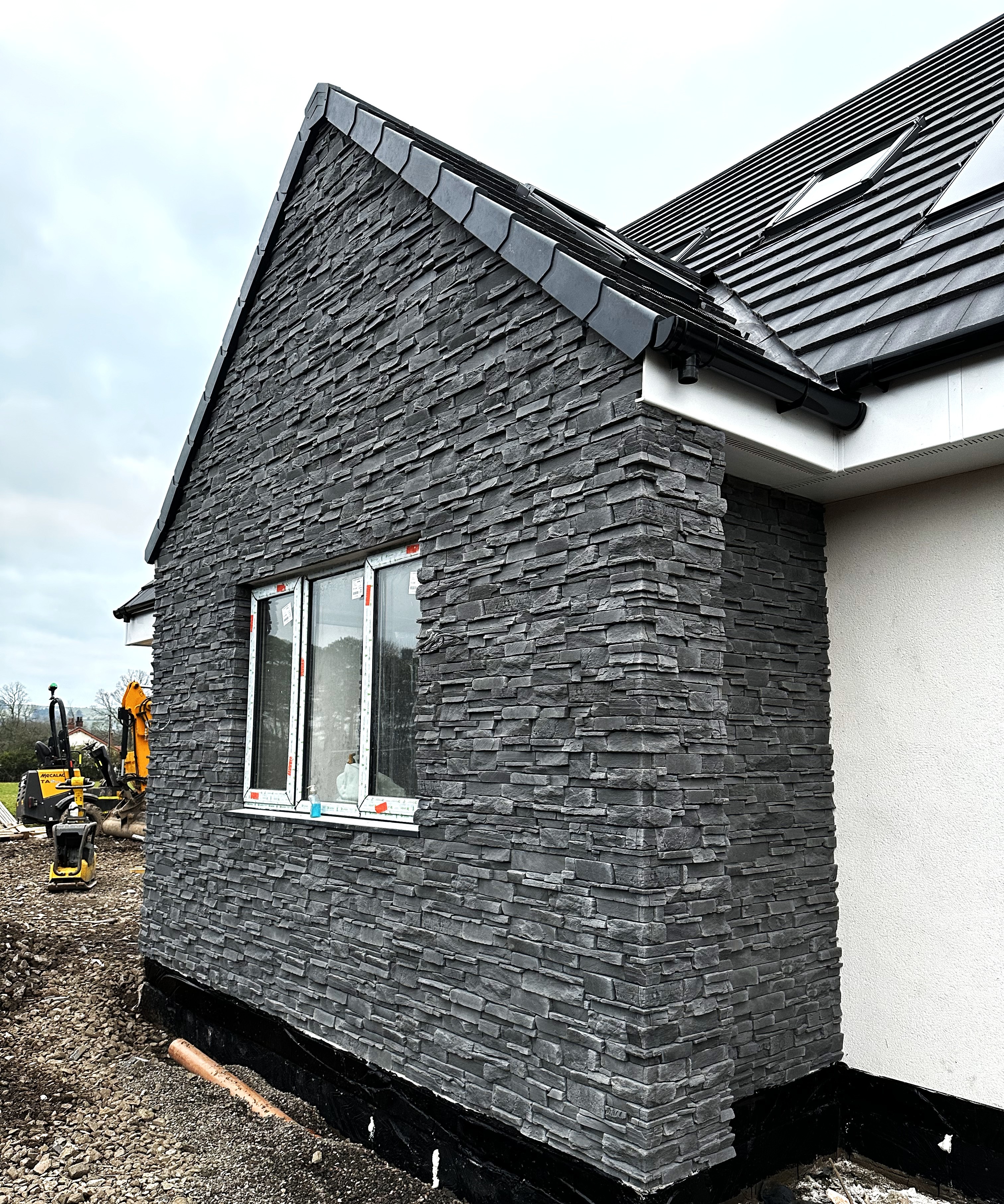 Stone Cladding for Exterior Facades | House Wall Panels UK